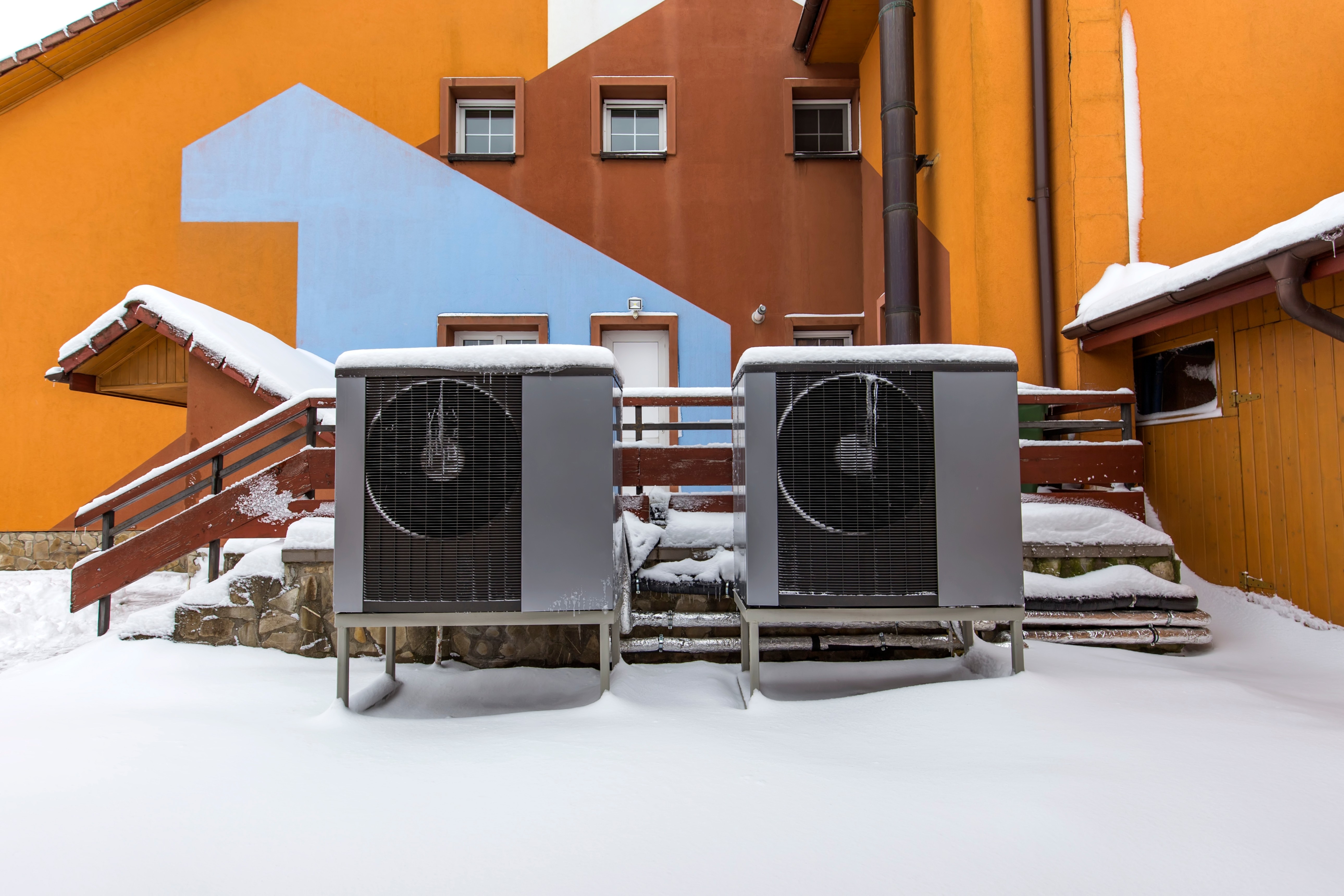 Do Heat Pumps Work in Extreme Cold Weather? - My Money Matters